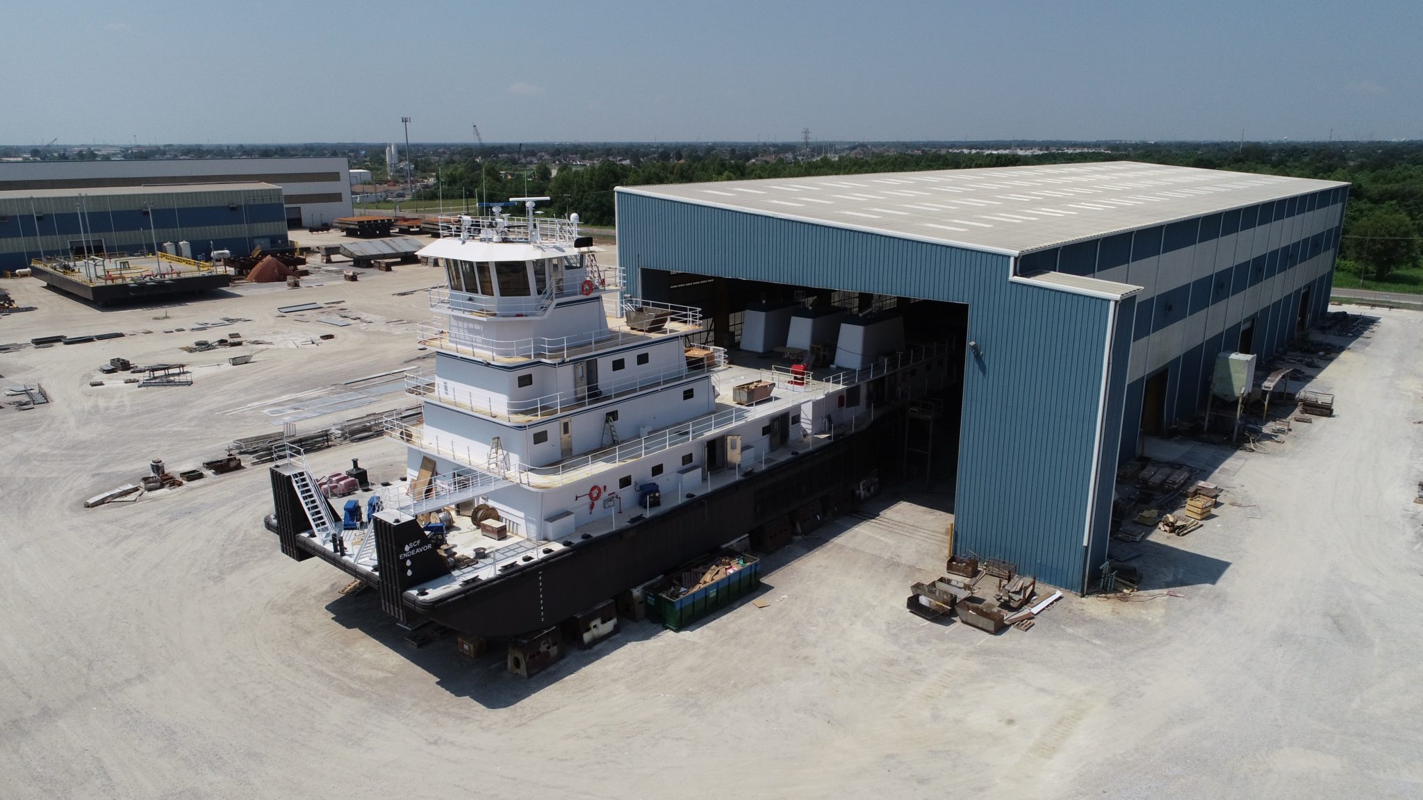 Facilities and Equipment | C & C Marine and Repair